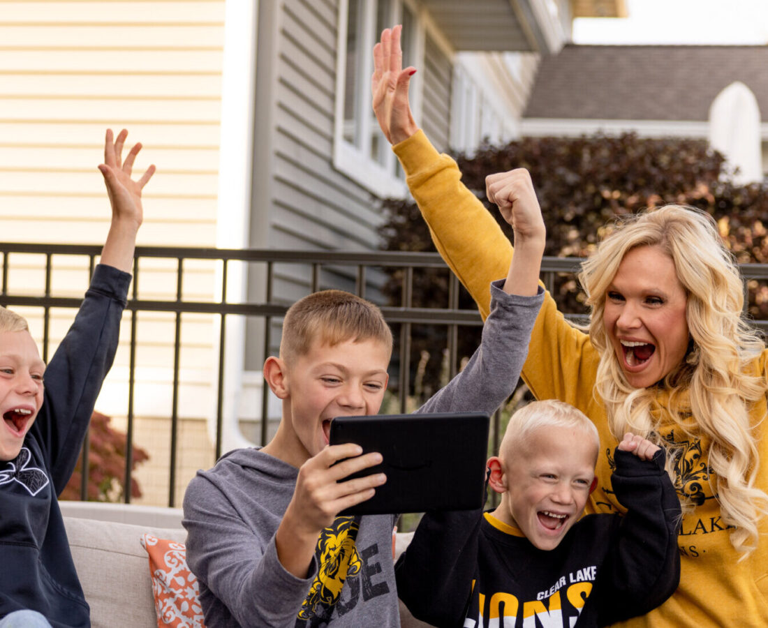 Home Fiber Internet, Phone & Cable TV Service Provider